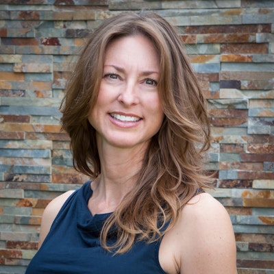 Christina Yeakel - Las Vegas Real Estate Agent